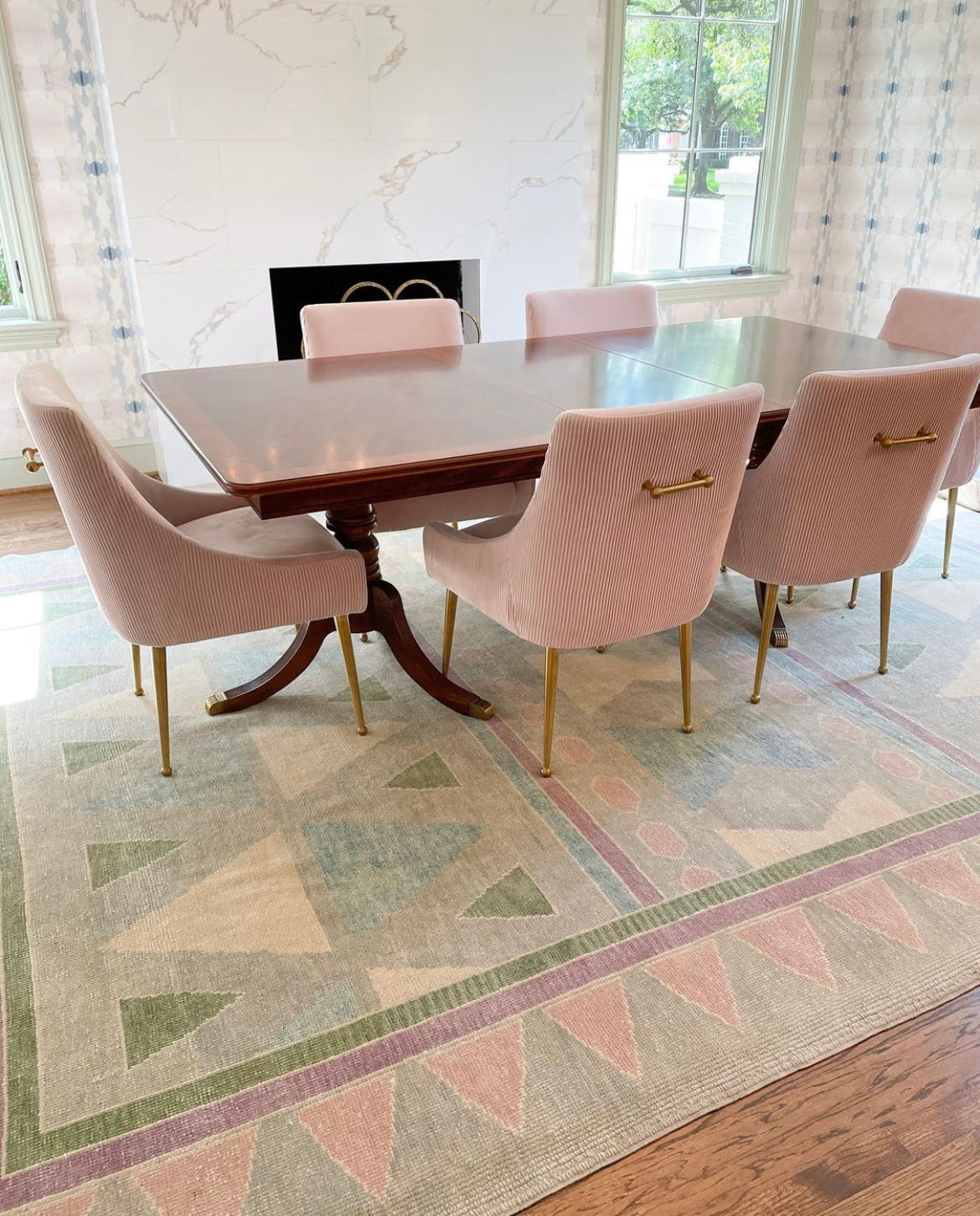 Large Rugs – Lou Collection